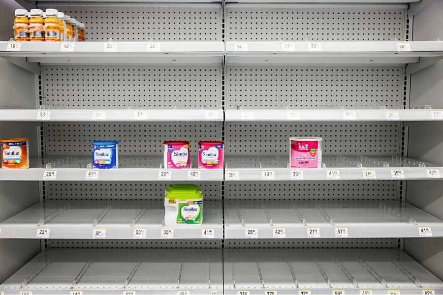 Unsanitary practices at Abbott's baby formula factory whose shutdown ...