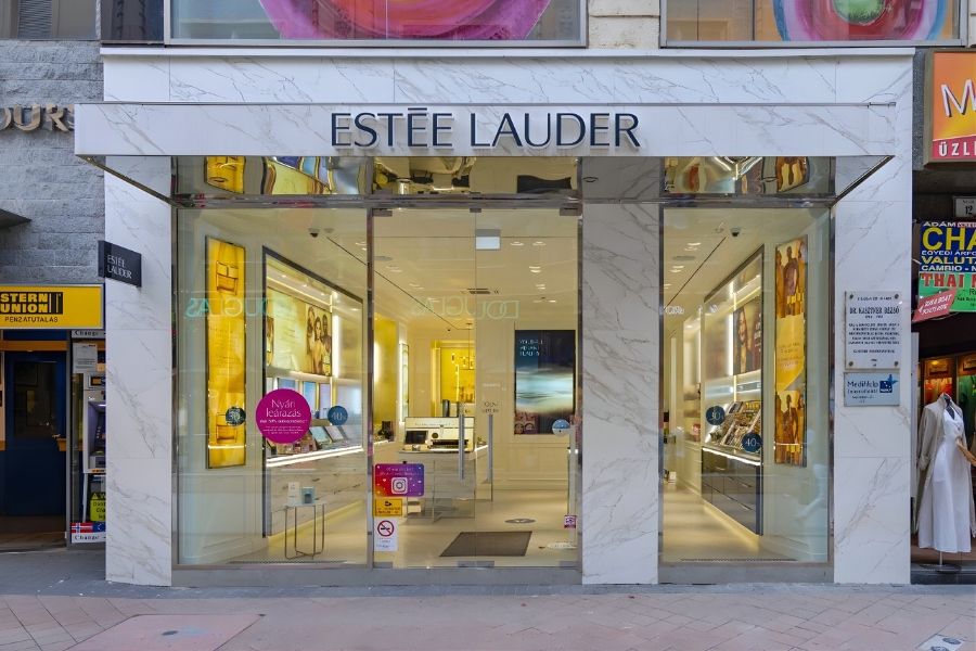 Estee Lauder appoints WPP Media as global media AOR | Campaign Asia